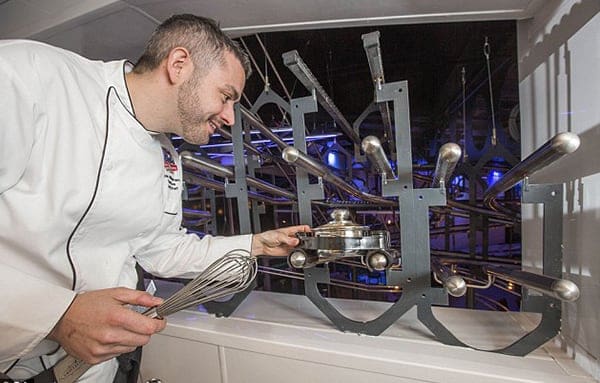 UK's first rollercoaster restaurant opens at Alton Towers – Karryon