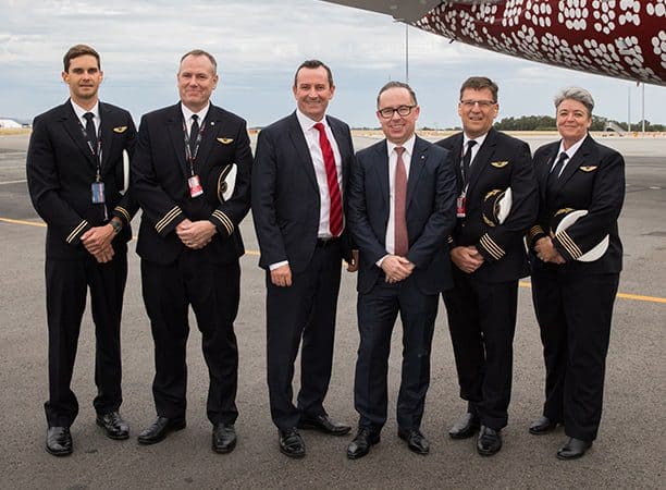 UP AND AWAY: Qantas historic Perth to London flight takes off – KARRYON