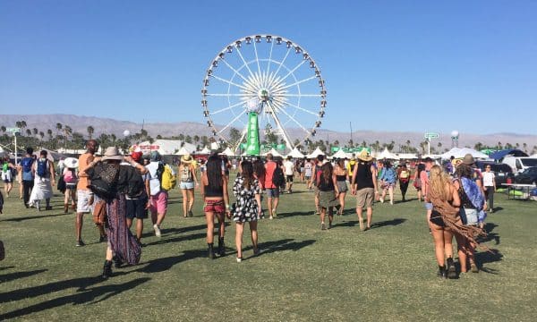 TRAVEL TIPS: The beginner’s guide to Coachella – Karryon