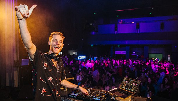 2020 VISION: Contiki Legends Unveils Epic Europe Remixed – Karryon