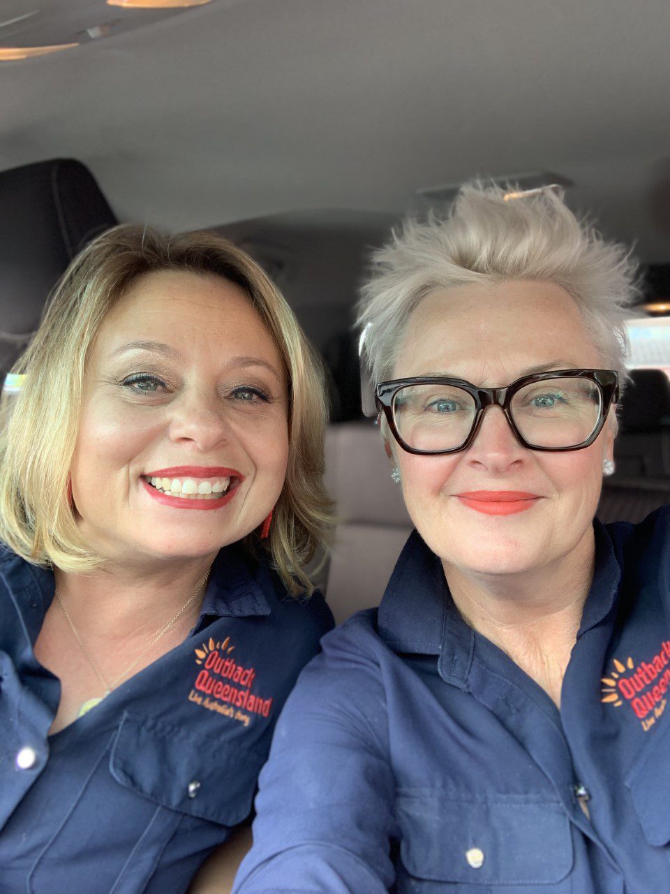Outback Queens: This Sales Duo Will Show You A Royally Good Time – Karryon
