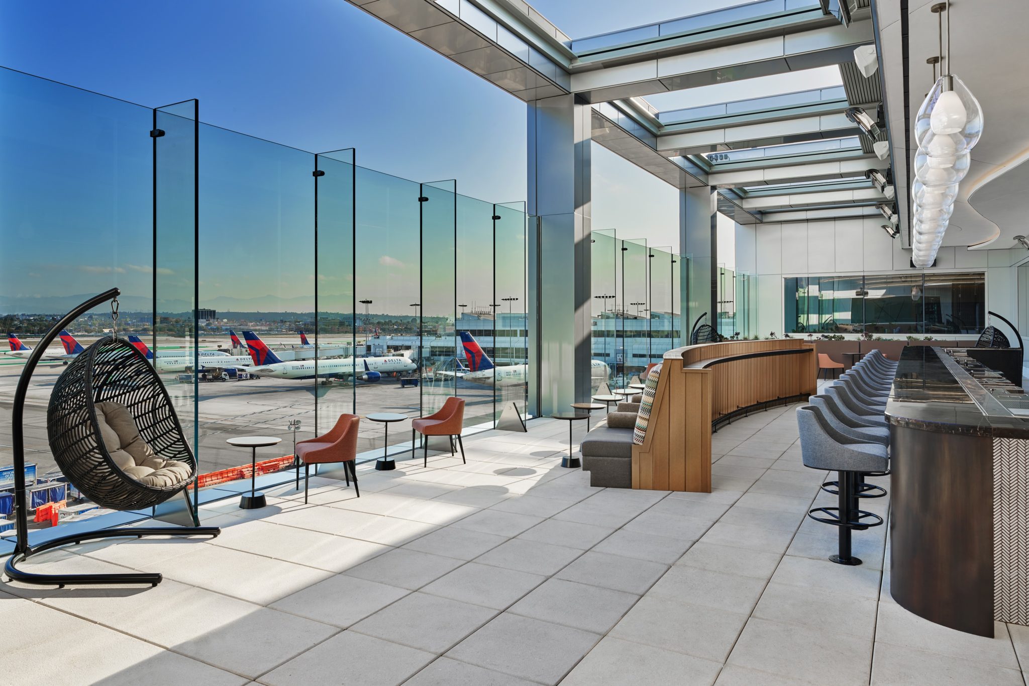 Access the US & beyond with new Delta MEL-LAX flight