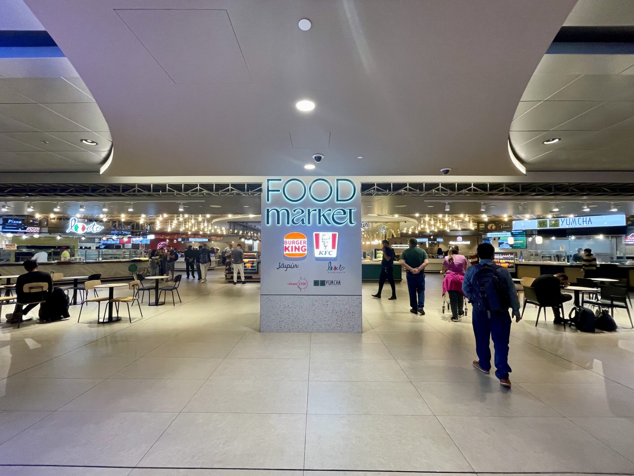 REVIEW: Hamad International Airport Doha, Qatar – Karryon