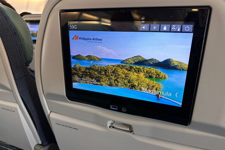 FLIGHT TEST: Philippine Airlines PR212, Sydney to Manila