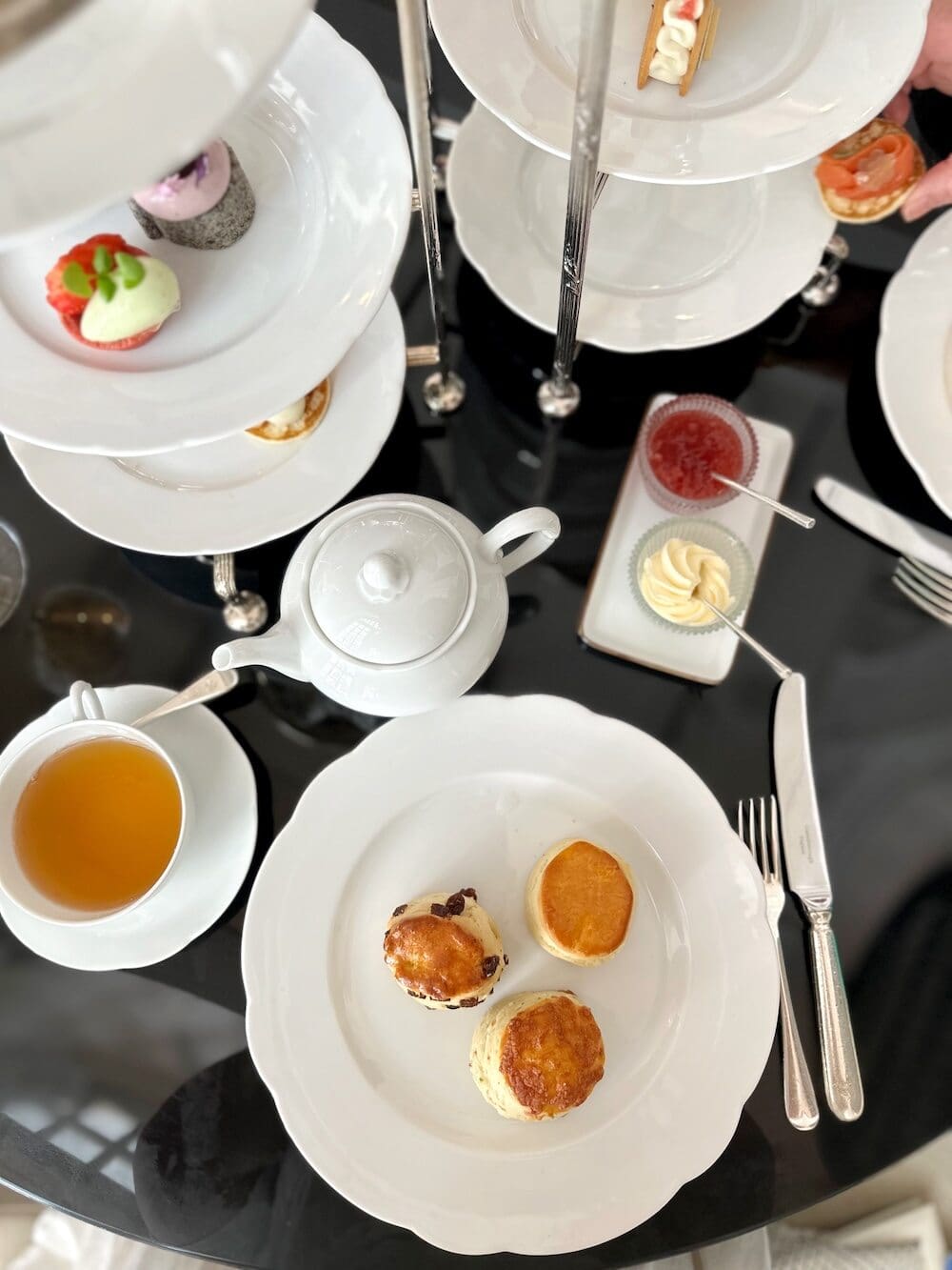 Review: Raffles Singapore Afternoon Tea Experience